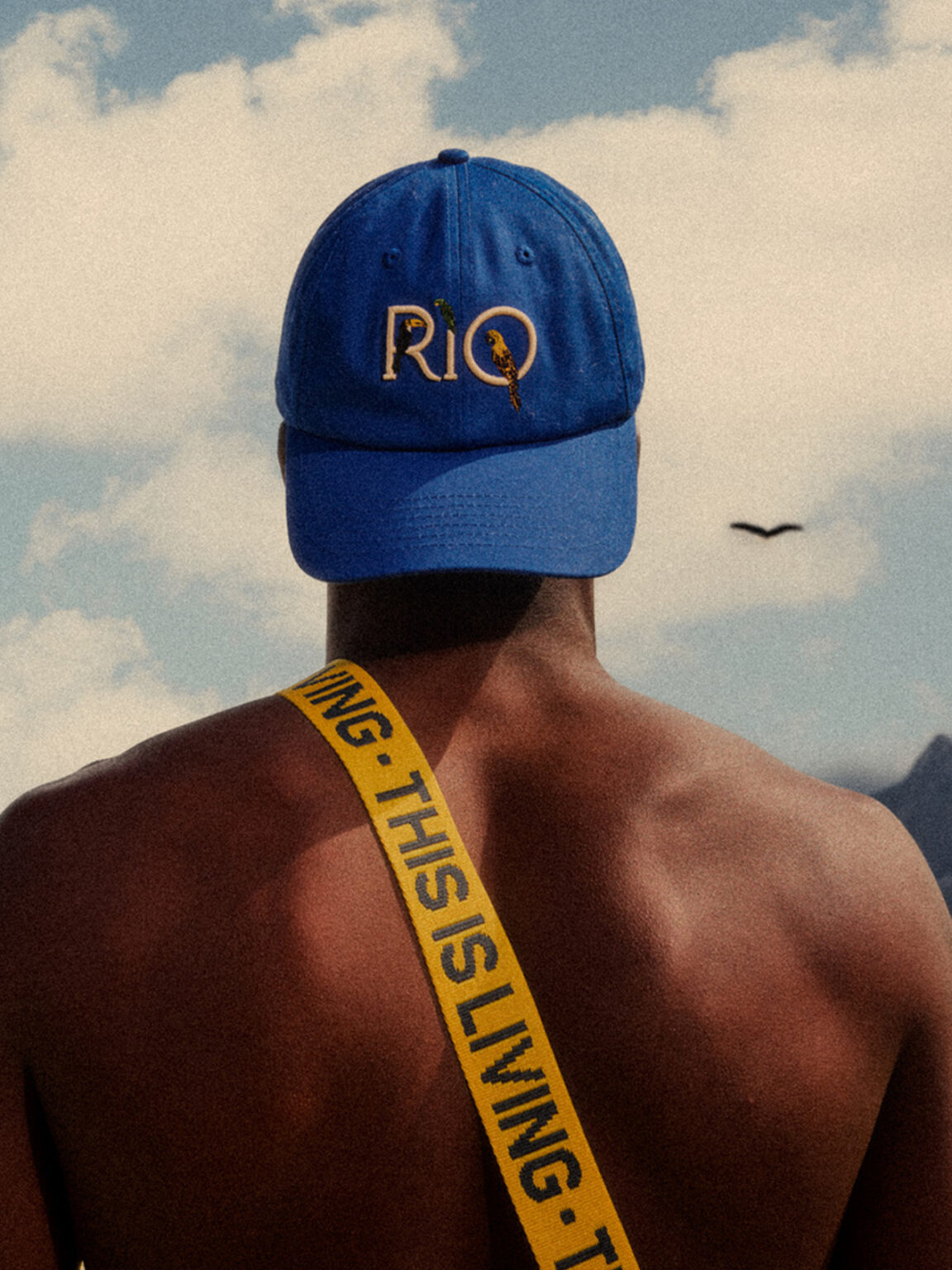 Corona e FARM Rio lançam collab que celebra a cultura de praia carioca ...