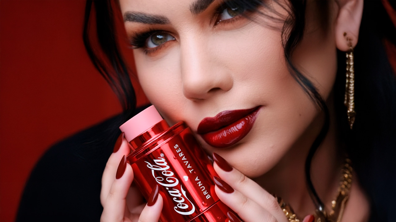 Bruna Tavares e Coca-Cola lançam collab inédita com 15 novos produtos ...